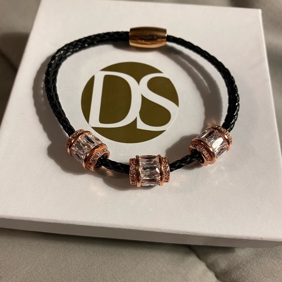 Daniela Swaebe | Jewelry | Nib Daniela Swaebe Bracelet | Poshmark